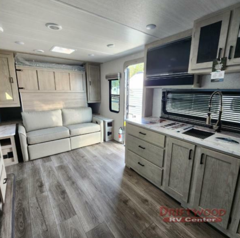 New 2023 East To West Alta 2210MBH Travel Trailer RV (Floor Plan ...